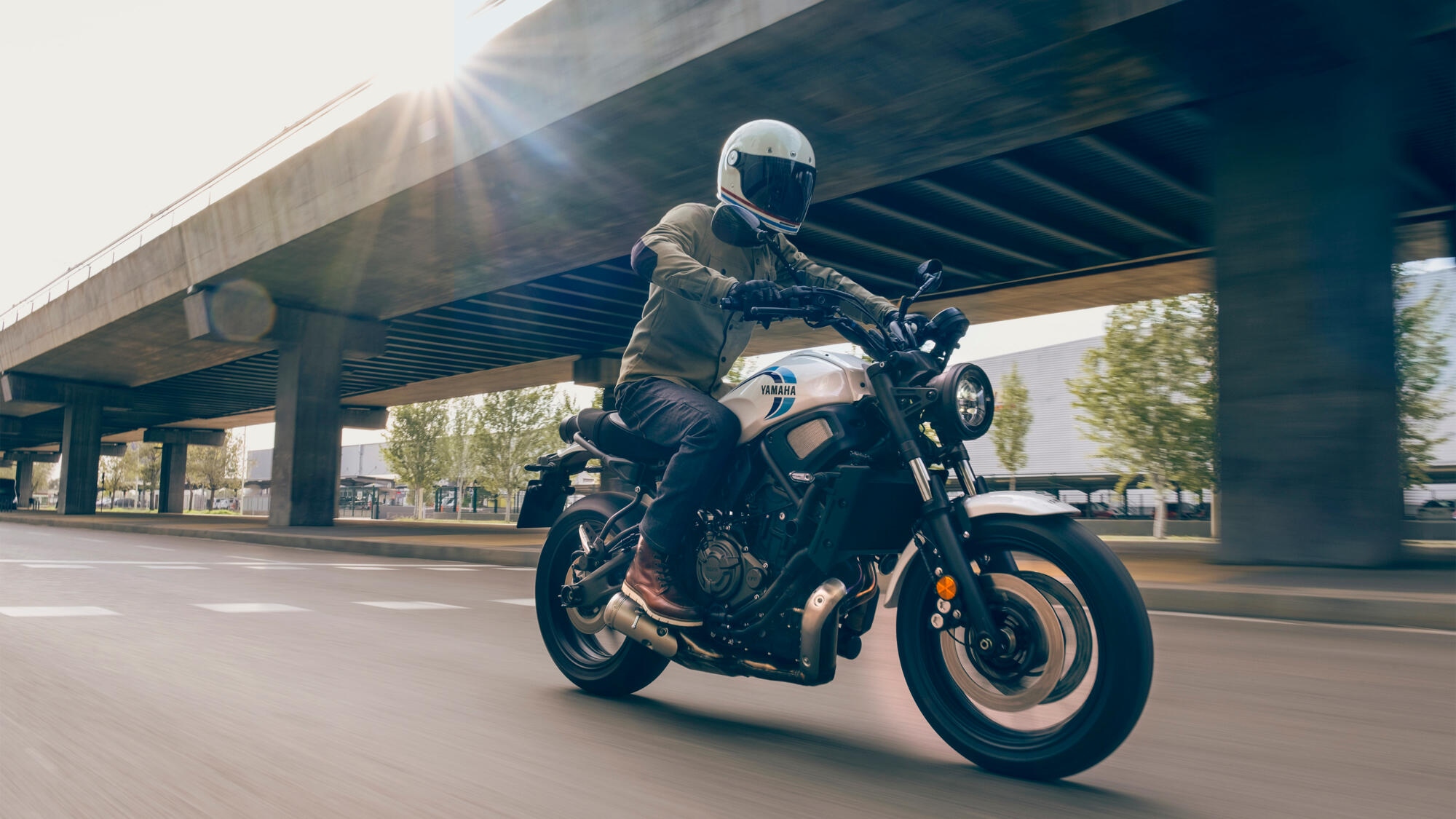Fisker Motorcykler | Autoriseret Yamaha Forhandler i København