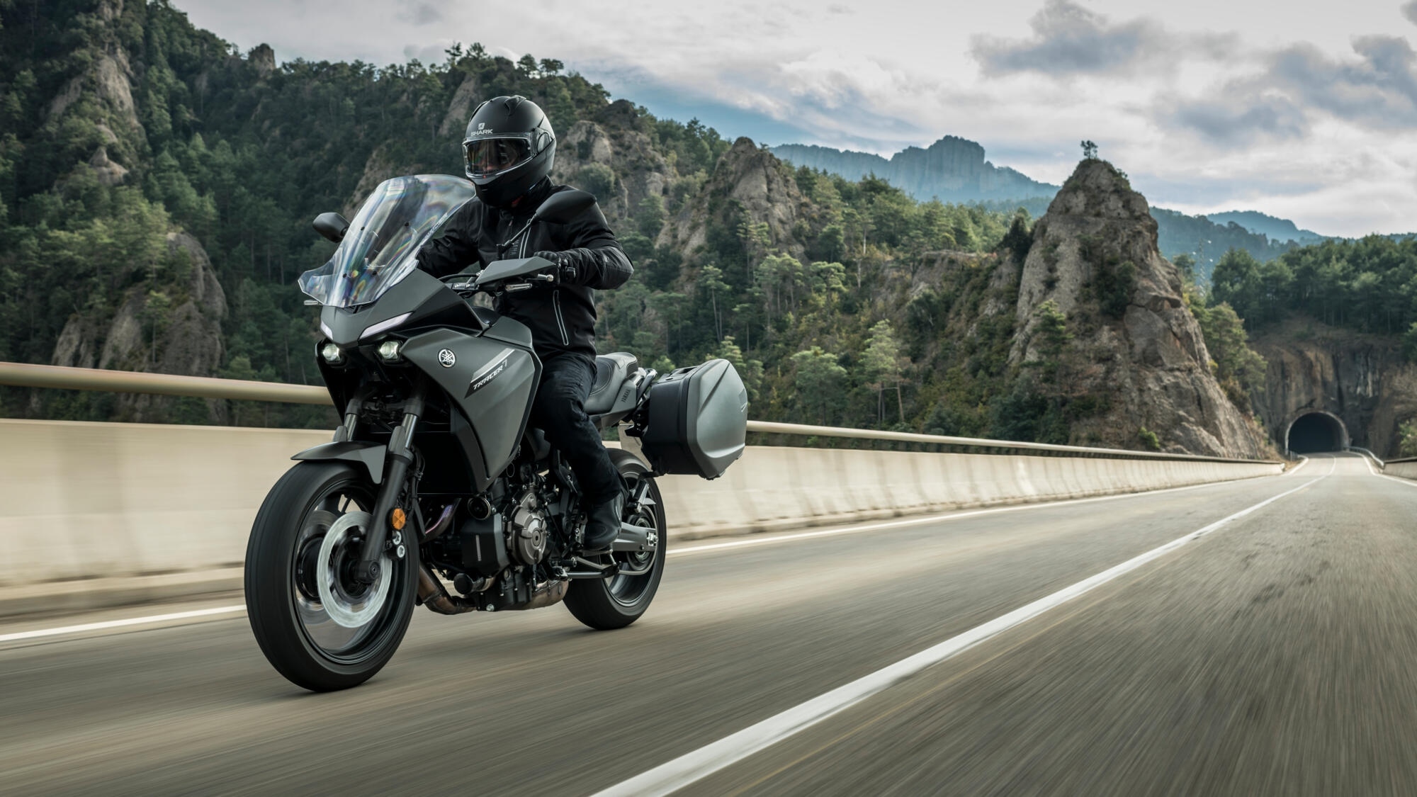 Fisker Motorcykler | Autoriseret Yamaha Forhandler i København